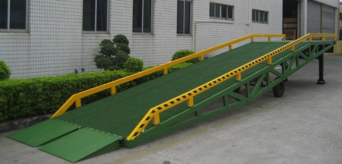 8 Ton Steel Trailer Ramp for Container Loading / Unloading 0.75kw 2.2kw ...